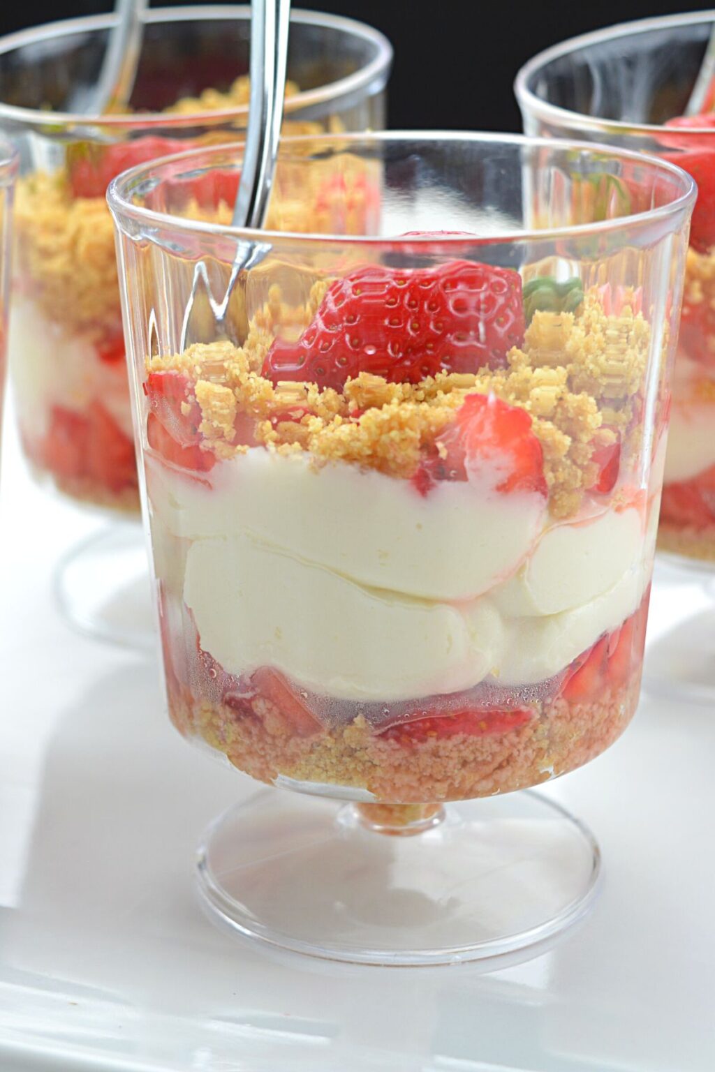No Bake Strawberry Cheesecake Cups - Full Kitchen Recipes