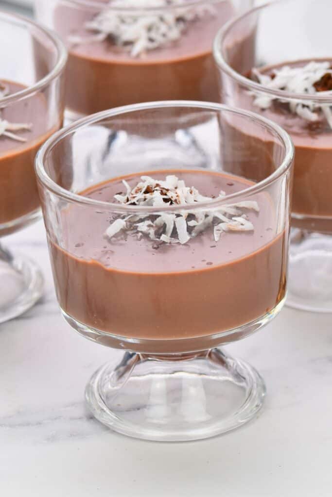 Easy chocolate pudding cups recipe - Full Kitchen Recipes