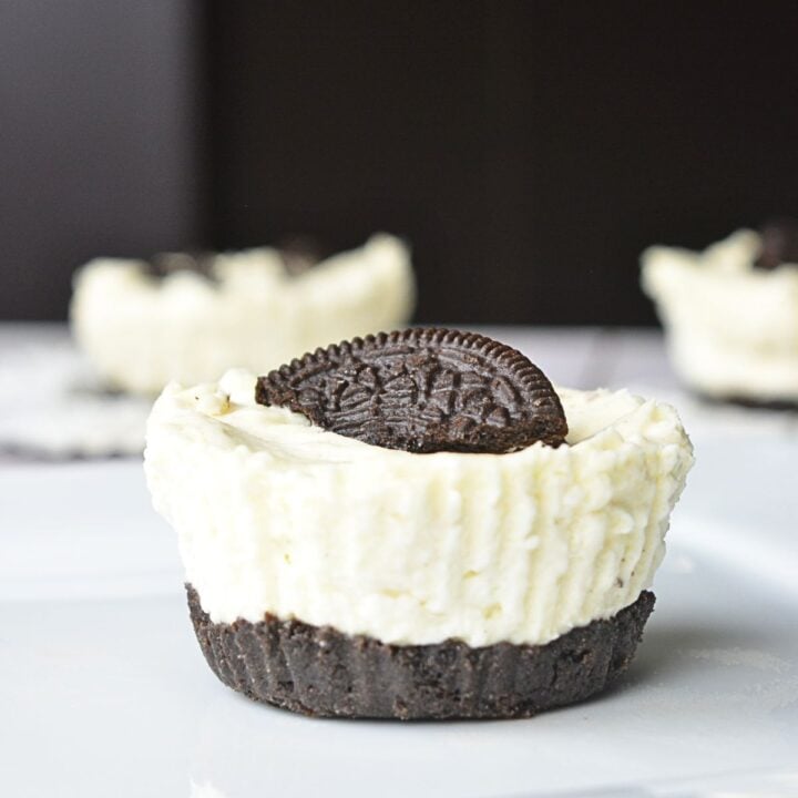 No Bake Mini Oreo Cheesecakes - Full Kitchen Recipes