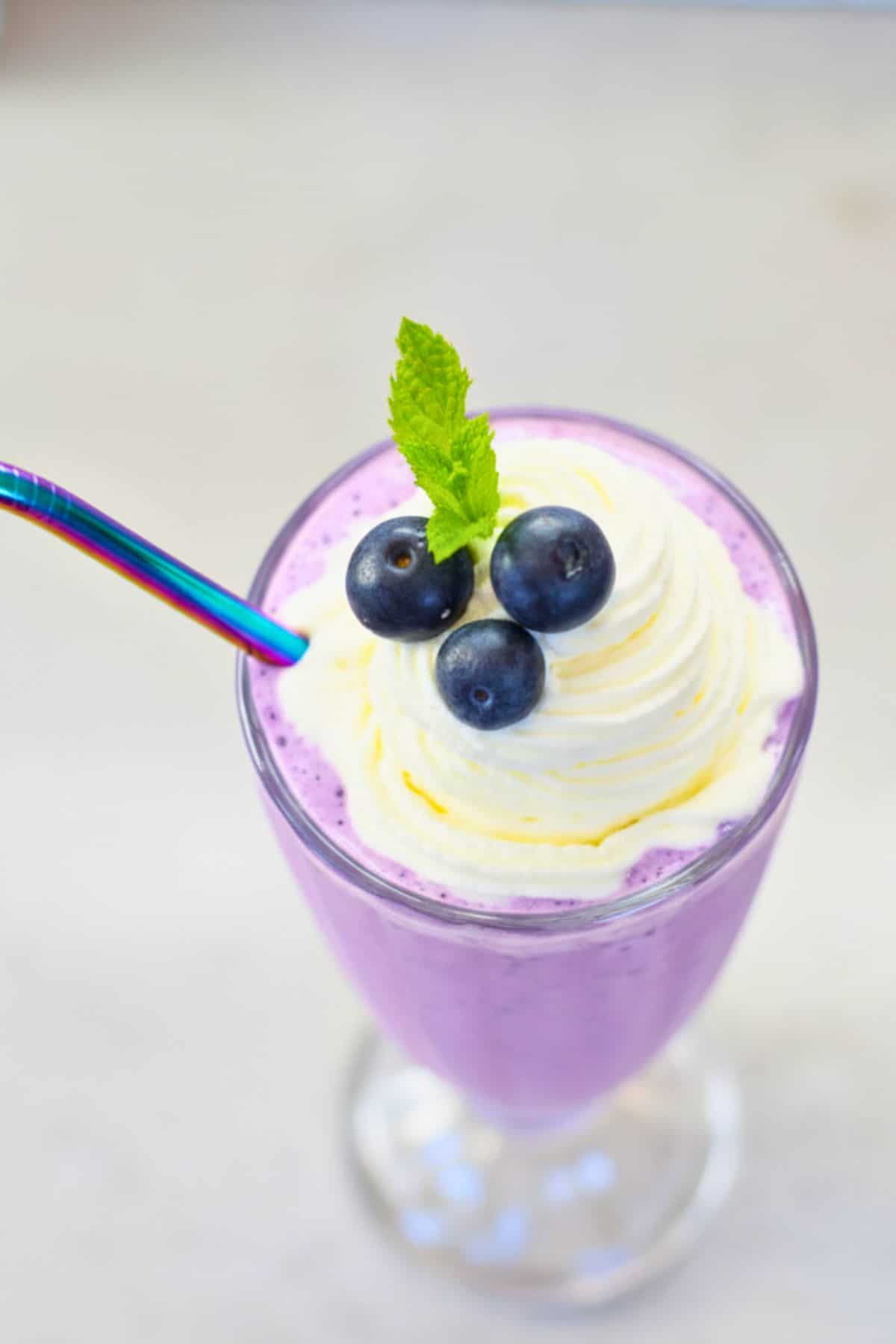 Blueberry milkshake recipe - Full Kitchen Recipes